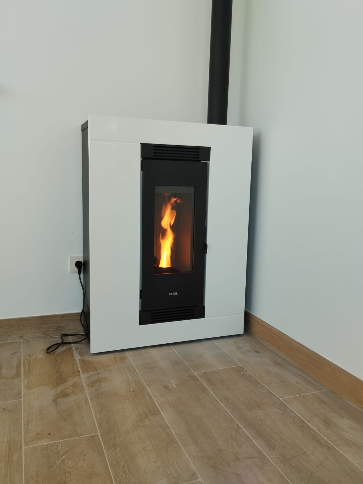 Estufa de pellet LUCE PLUS 9kW